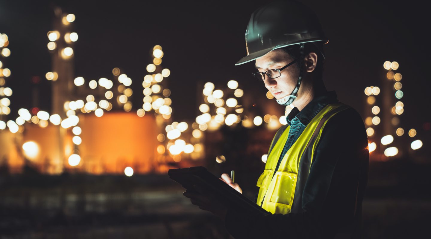 5 IoT Applications for Oil and Gas Operations